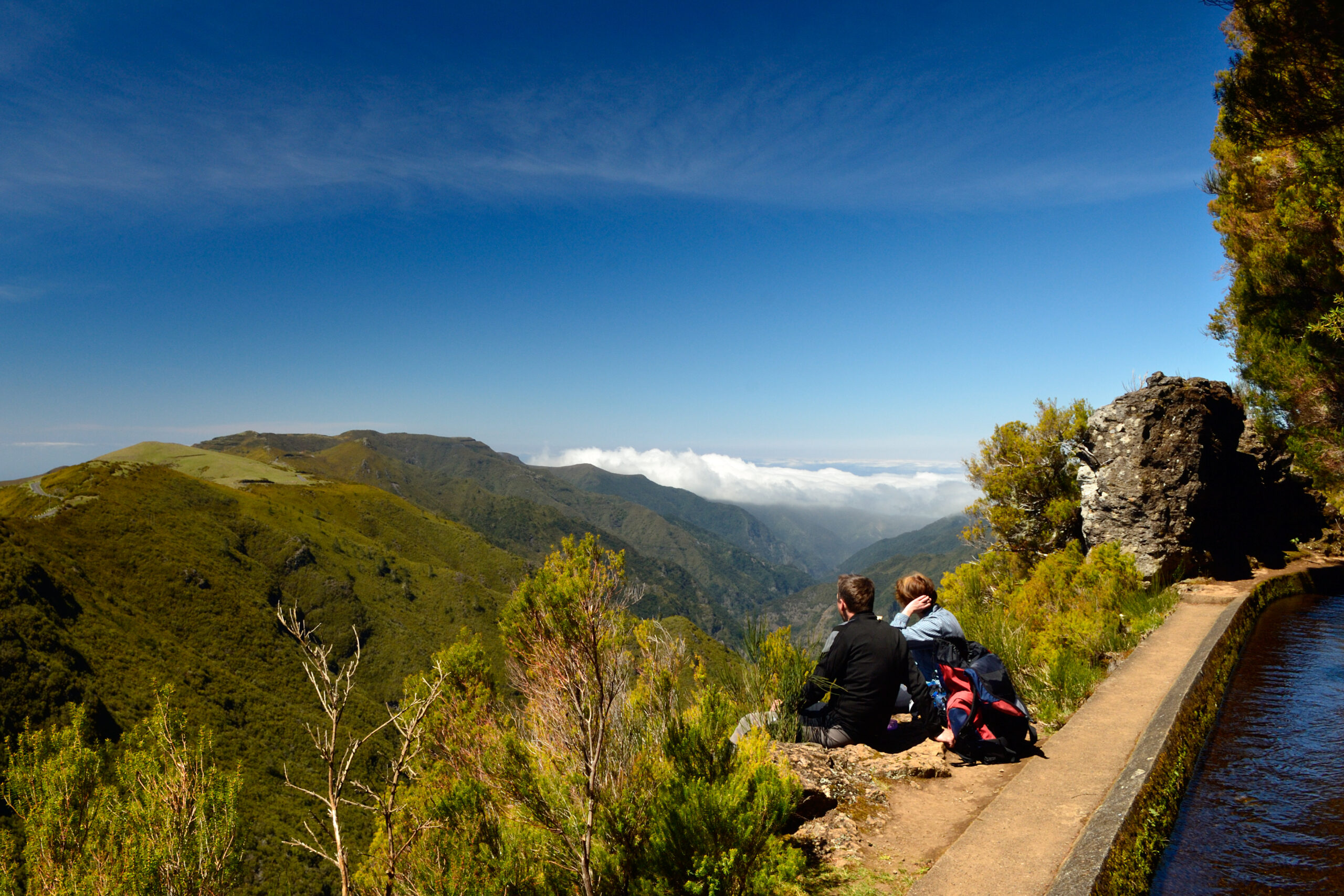Madeira - 150 Tunnel, 30 Wanderwege, 3.100 KM Levadas und 1204 ...