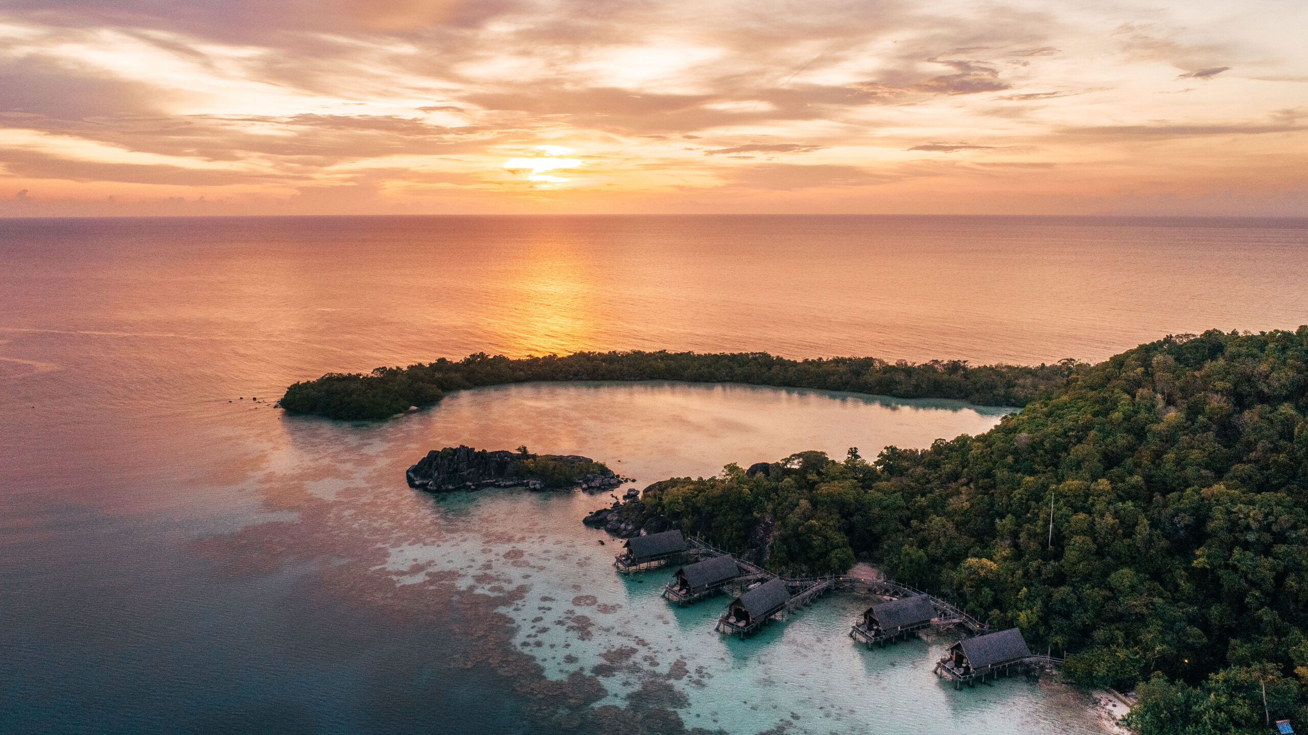 ELANG PRIVATE ISLAND | PRESTIGE TRAVEL