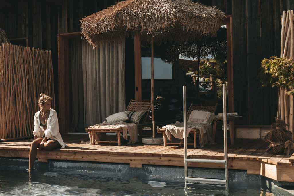 Alpenglühen und Asanas: Neue Boho-Retreats 2024 im Jufenalm ...